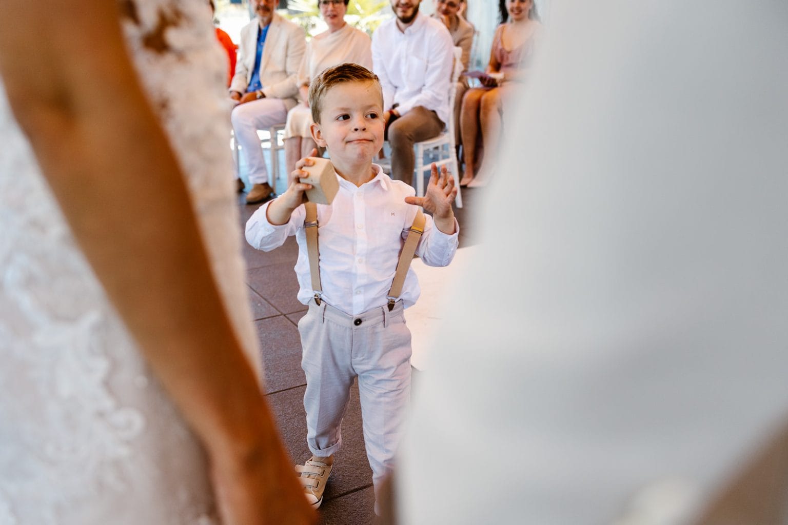 Strandbruiloft van Remy en Ineke | Trouwfotograaf Eindhoven - Denise ...